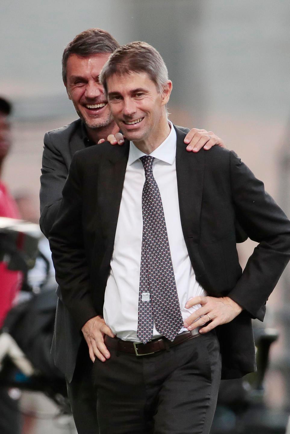 Milan Ufficiali I Rinnovi Biennali Di Maldini E Massara