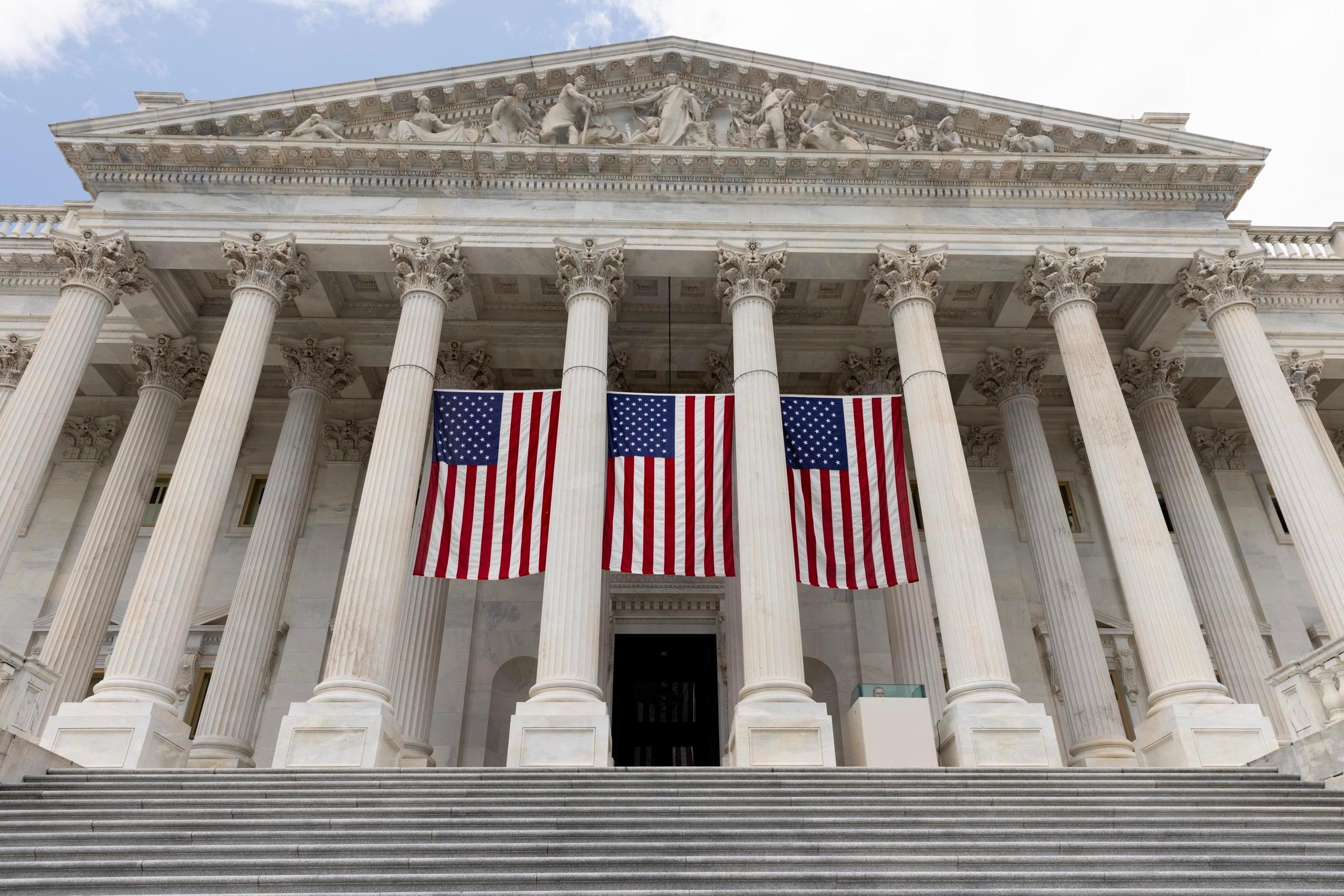 Evacuato il Senato degli Stati Uniti, paura a Washington: “Possibile ... Evacuato il Senato degli Stati Uniti, paura a Washington: “Possibile ...